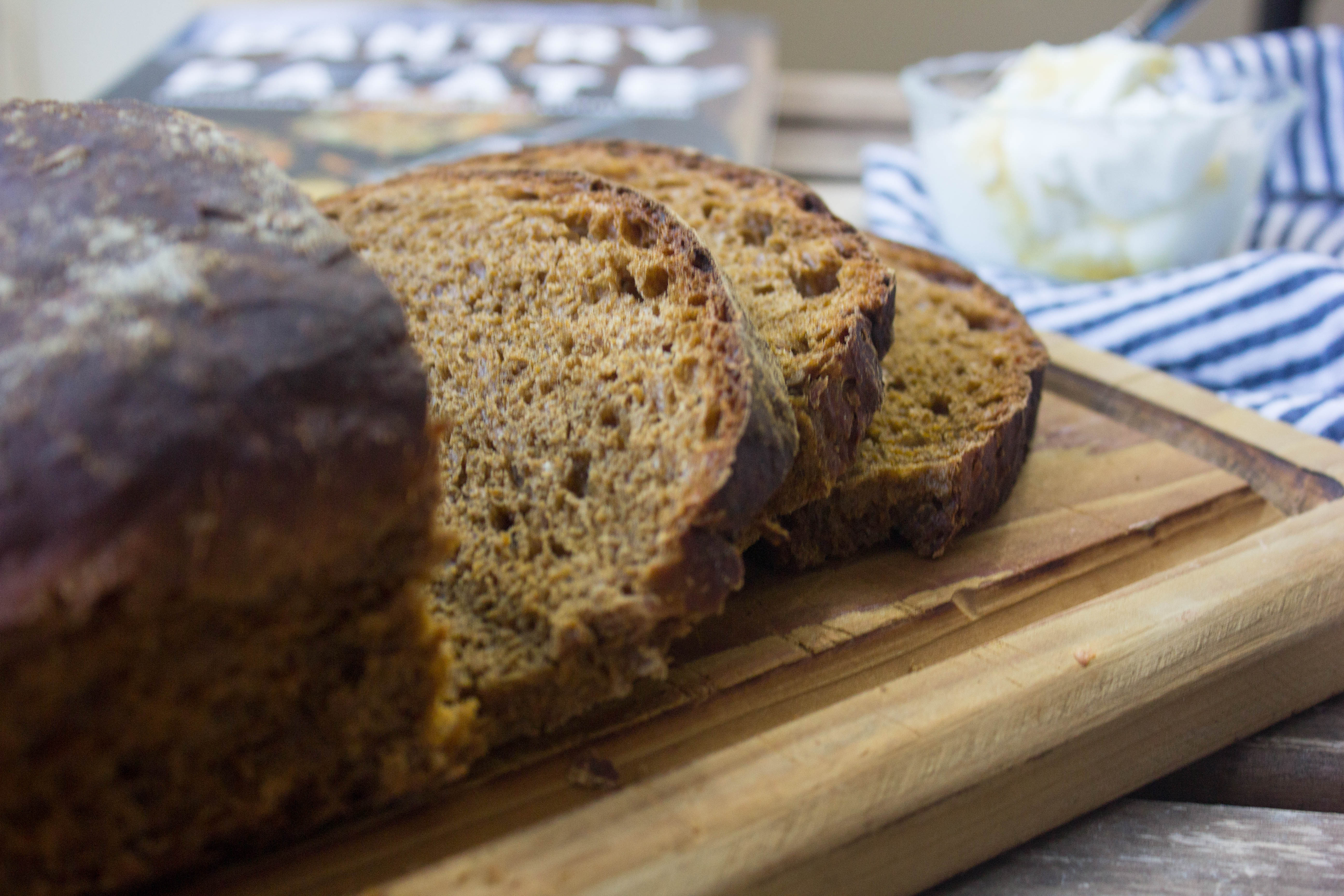 Oat Bread - The Hungary Buddha Eats the World