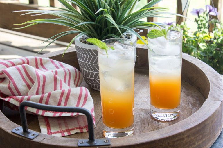 Mango Ginger Cocktail - The Hungary Buddha Eats the World